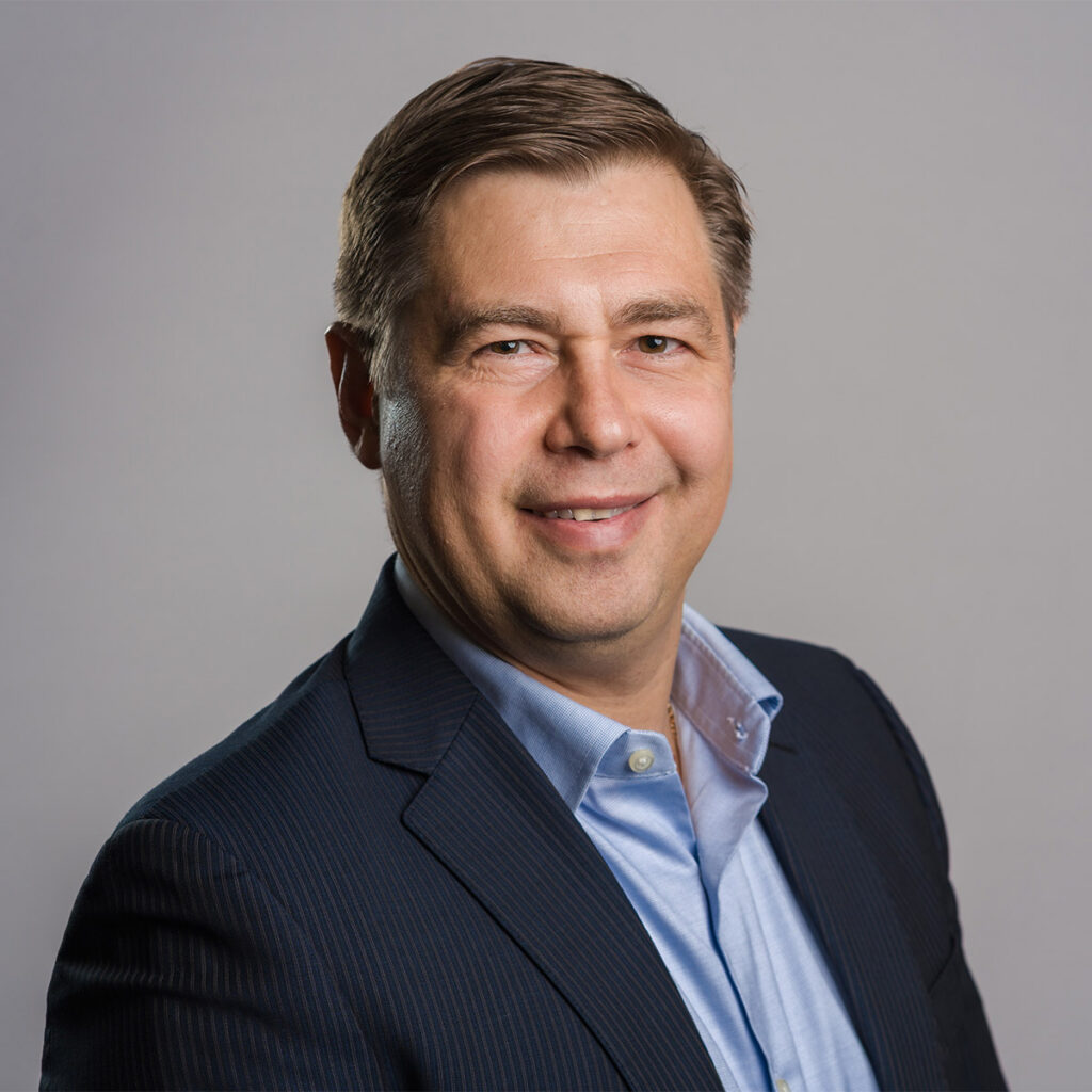 About Us - DigitalNet.ai